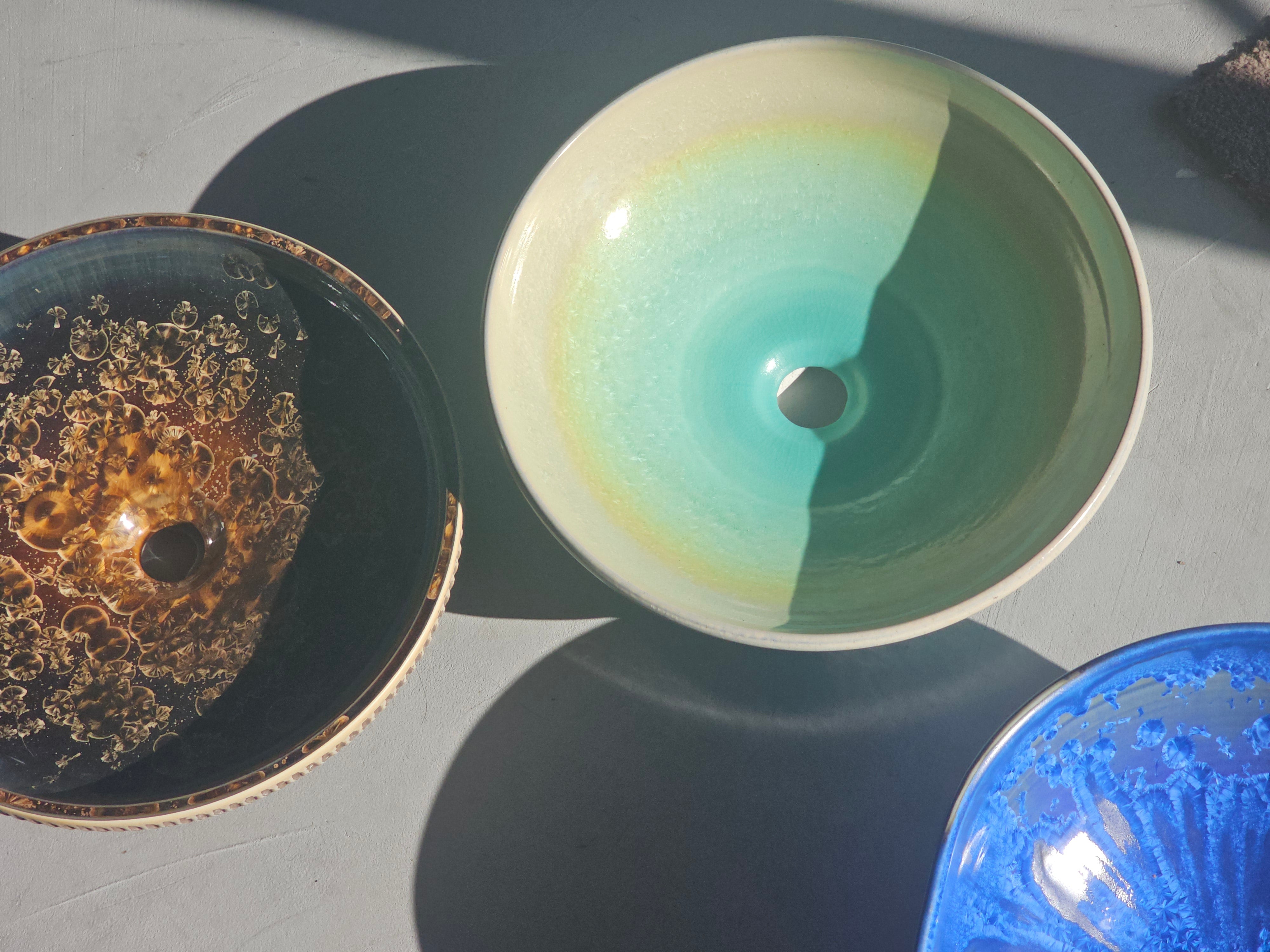 Sinks – Wallicks Crystalline Pottery and Rare Minerals